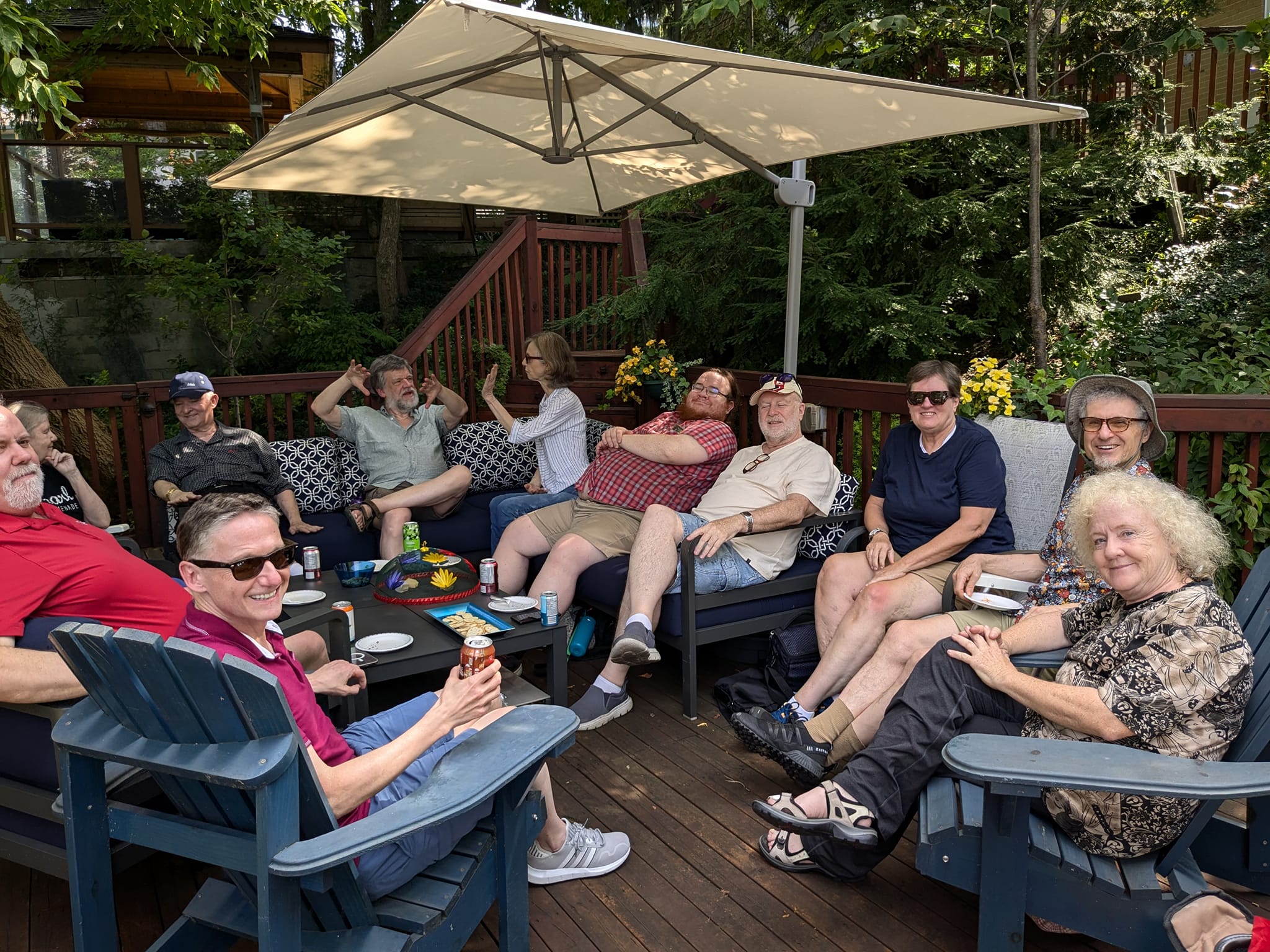 Toronto Triangle Squares – Toronto’s LGBTQ square dance club